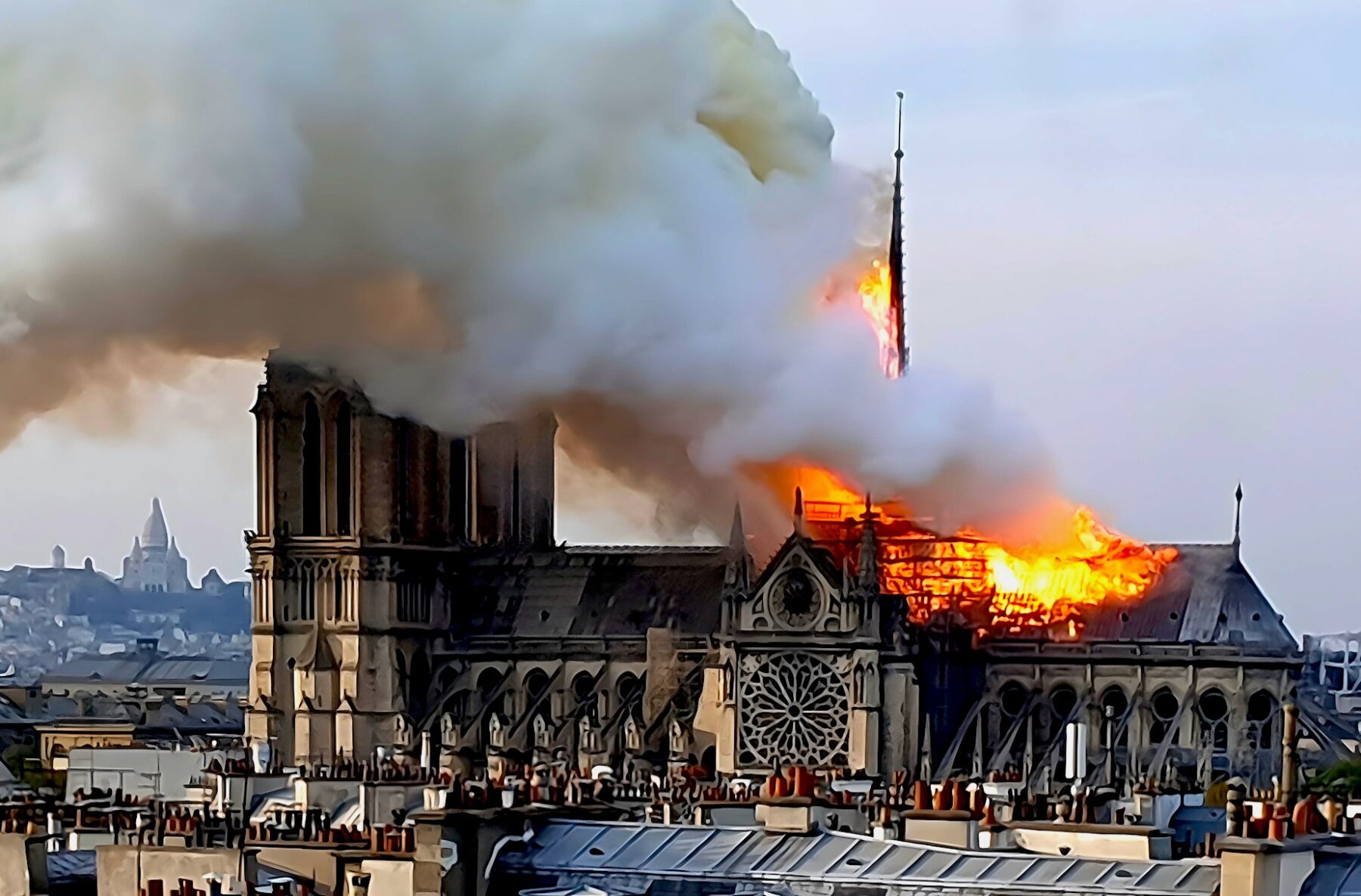 Att restaurera ett monumentEfter branden i Notre-Dame